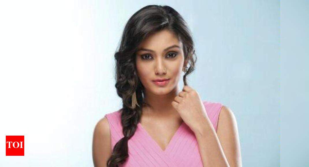Miss India finalist talks about Dikkulu Choodaku Ramayya | Telugu Movie ...
