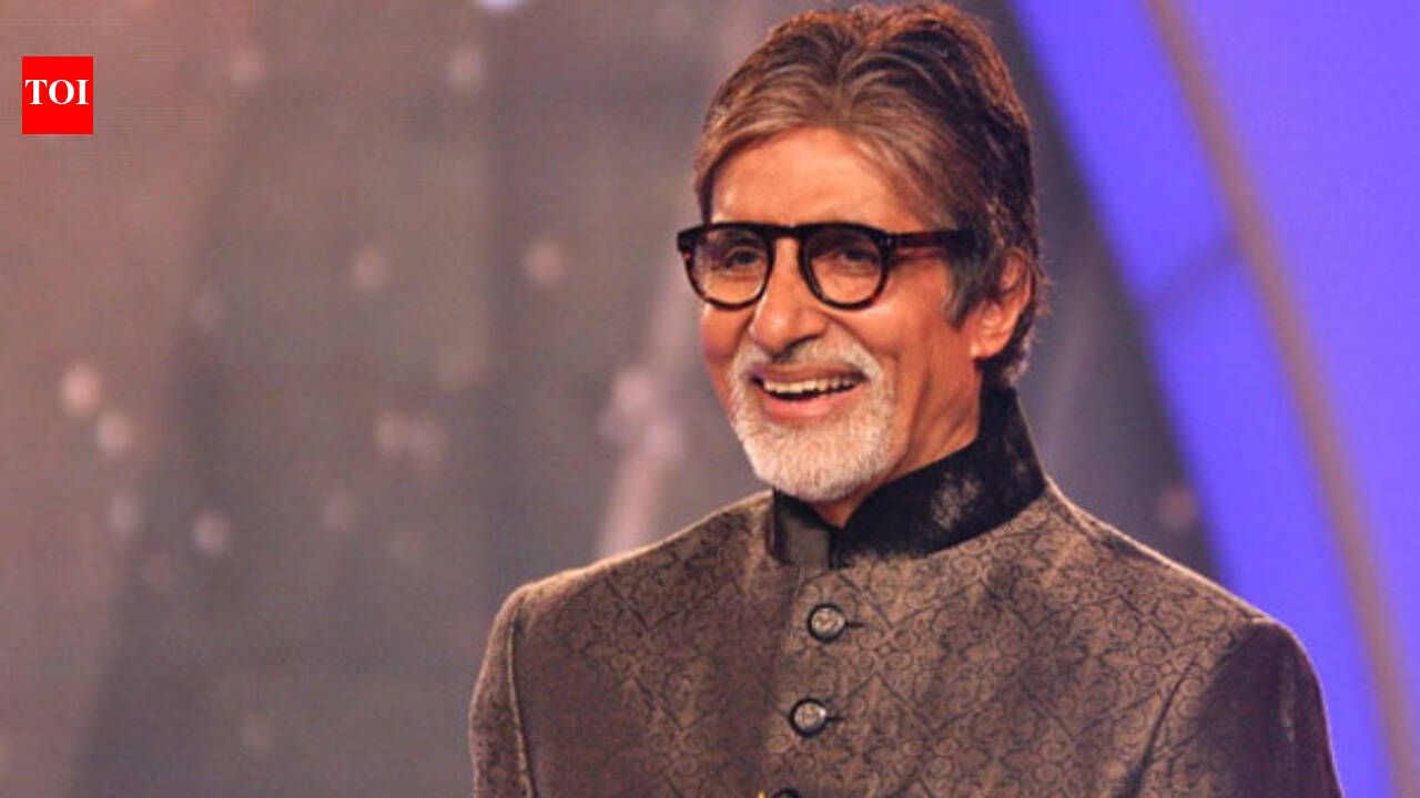 Amitabh Bachchan's 6 memorable moments from the past