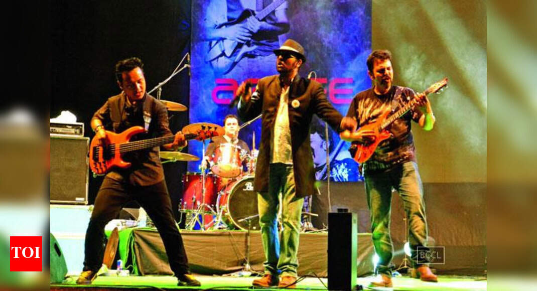 Agnee band performs at Antaragni 2014 at IIT Kanpur | Events Movie News ...