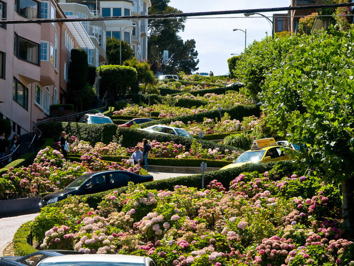 Lombard Street San Francisco Get The Detail Of Lombard Street On