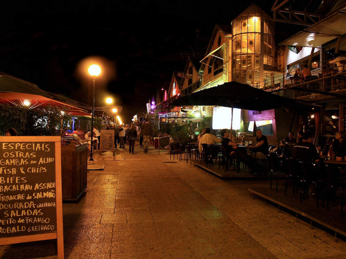 Docas - Lisbon: Get the Detail of Docas on TimesTravel