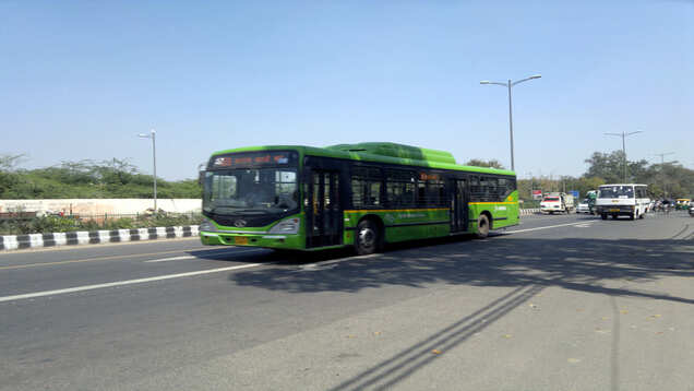 Metro, Delhi - TimesTravel