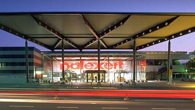 Globus, Geneva - TimesTravel