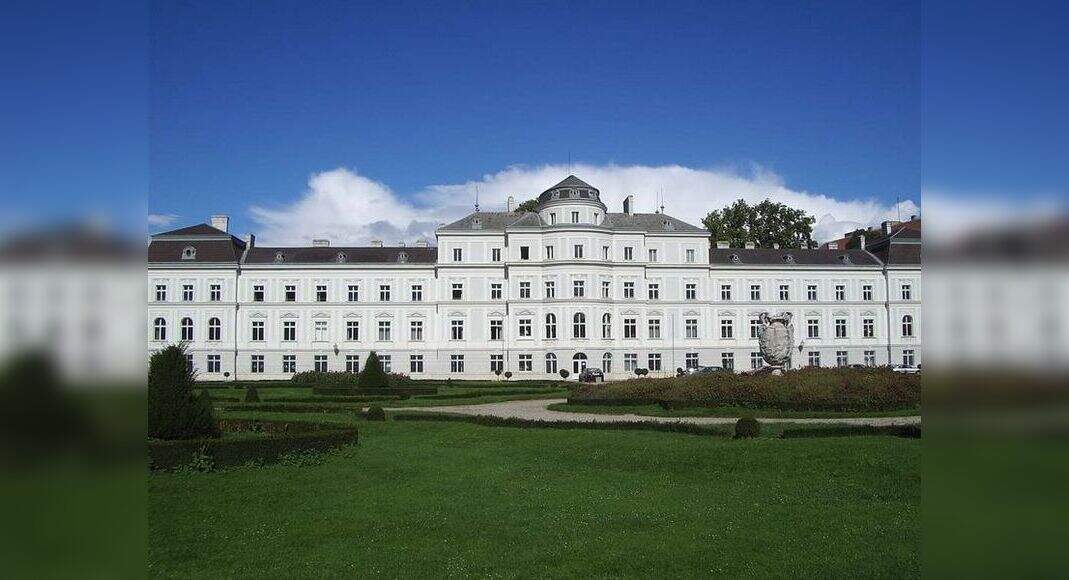 Augarten Park, Vienna - TimesTravel