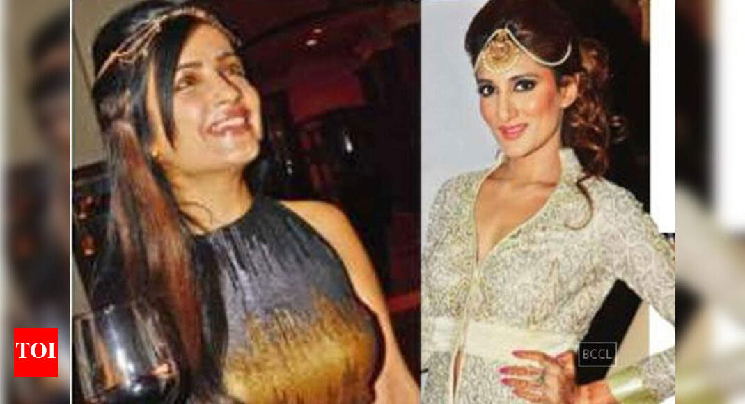 Rashmi Chhabra and Gaurav Chhabra showcase women's collection in Delhi ...