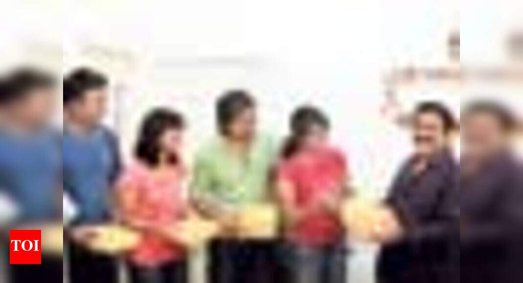 Radio Mirchi celebrates its anniversary | Hindi Movie News - Times of India