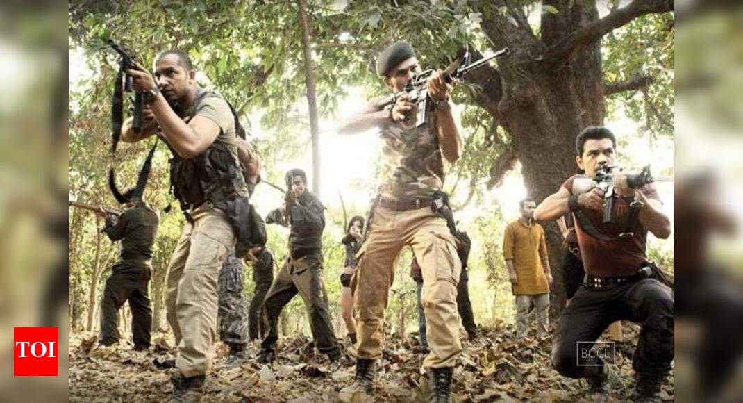 Ex-Army commando trains cast of Roar | Hindi Movie News - Times of India