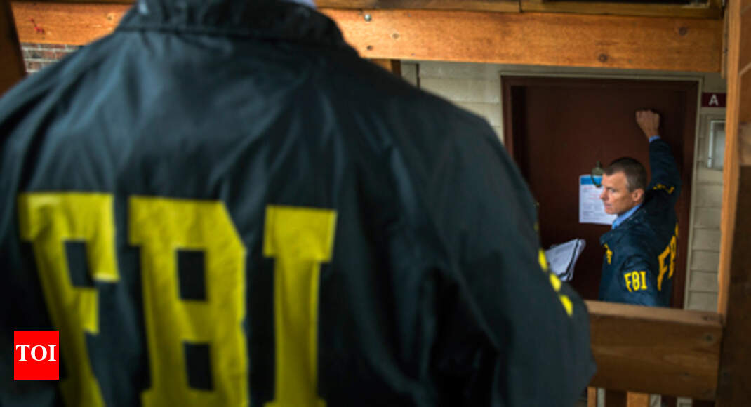 FBI says it created fake story to catch bomb suspect - Times of India