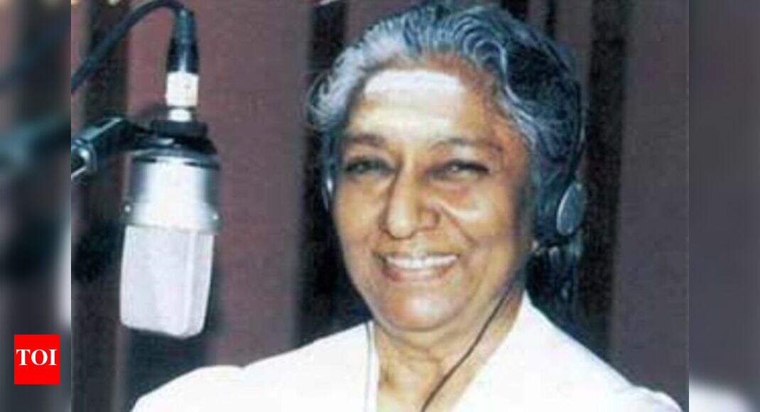S Janaki awarded Kannada Rajyotsava award but not invited | Kannada ...