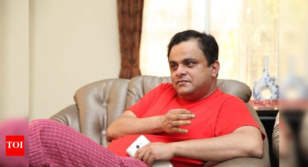 I know it's difficult to make me a hero: Bratya Basu | Bengali Movie ...