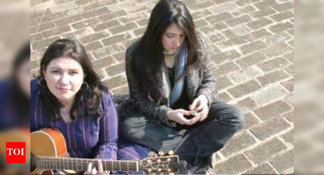 More Bollywood for Pak singer Zebunnisa 'Zeb' Bangash | Hindi Movie ...