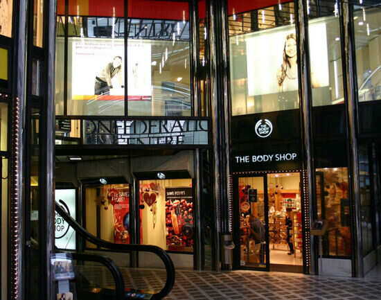 Geneva’s Most Popular Shopping Hubs | Shopping In Geneva | TimesTravel