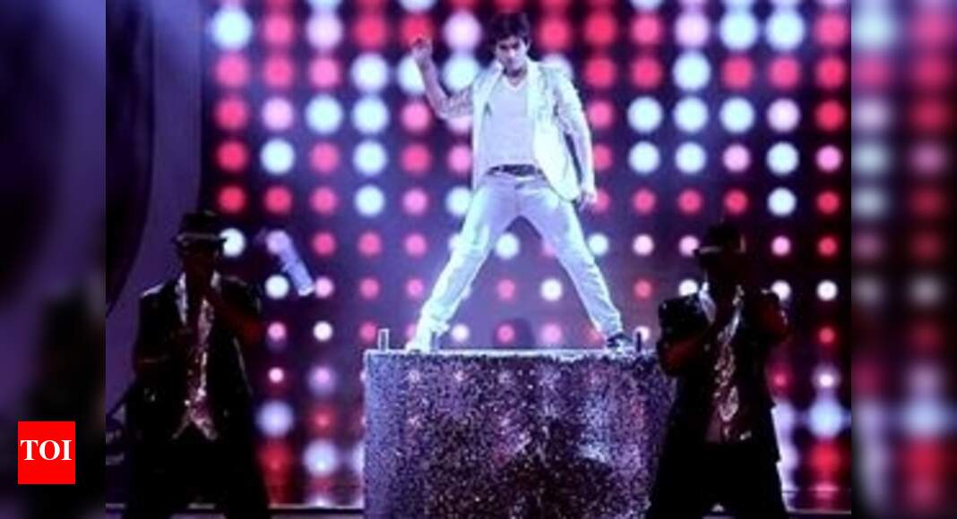 Neerav Bavlecha performs at D for Dance finale - Times of India