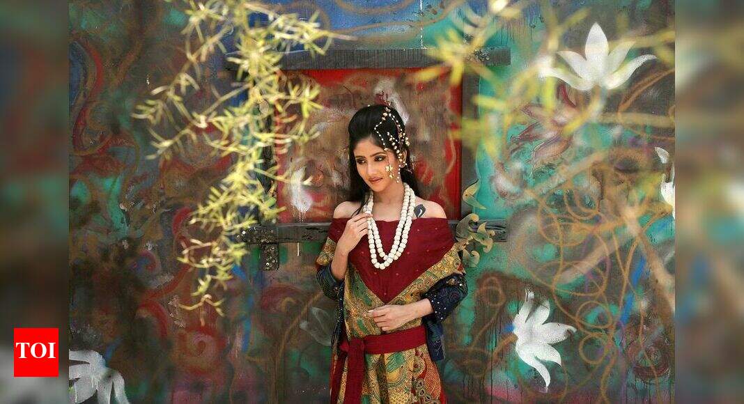 Debleena Dutta in Thik jeno Love Story - Times of India