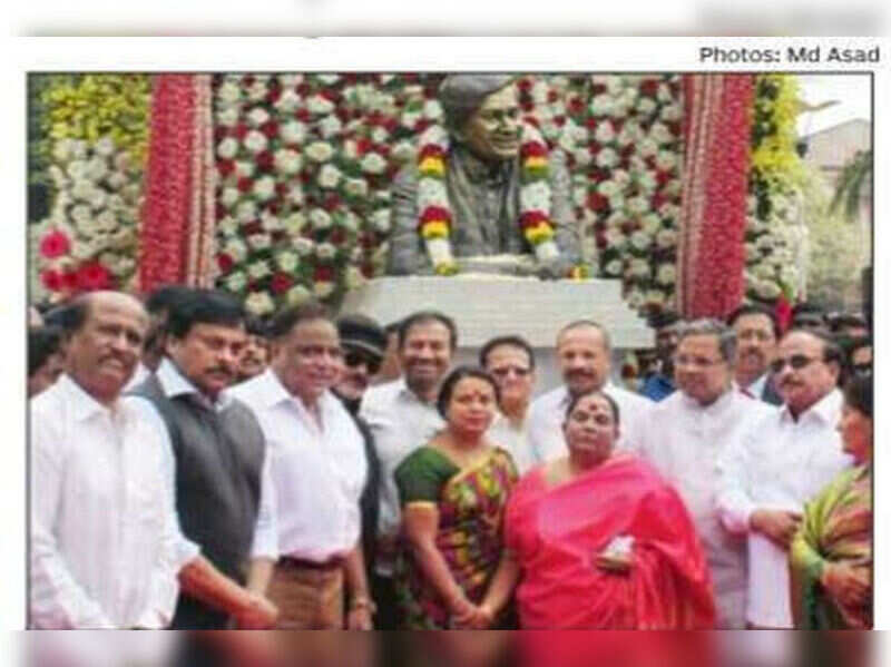 Stars bring Annavru alive again | Kannada Movie News - Times of India