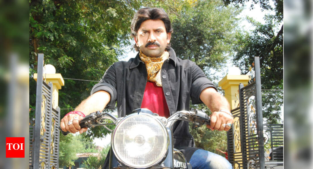 Hiten Kumar's silver jubilee celebrations | Gujarati Movie News - Times ...