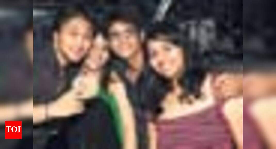 Mitesh Rajput's cool bash | Events Movie News - Times of India