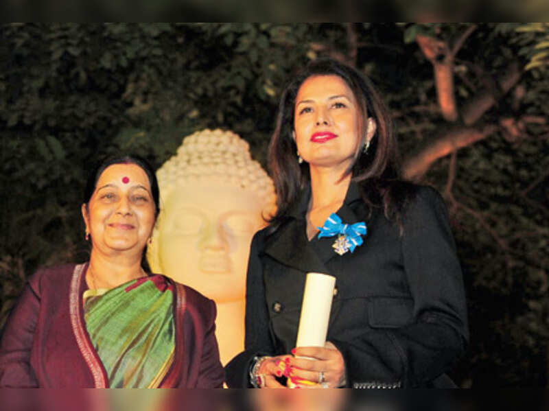 Designer Ritu Beri honoured - Times of India