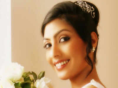 'I AM Voice' & 'Beauty with Brains' Neha Murali sings 'Kho Gaya ...