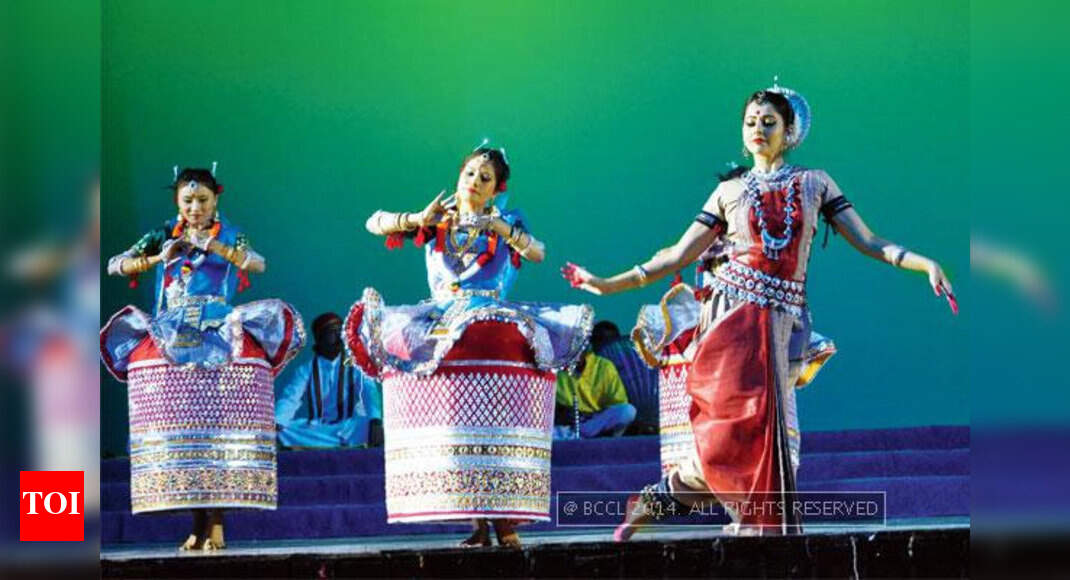 Delhi experinces Opera Ramleela at Fifth International Ancient Arts ...