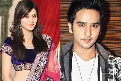 Aparna Dixit and Puru Chibber more than just friends? - Times of India