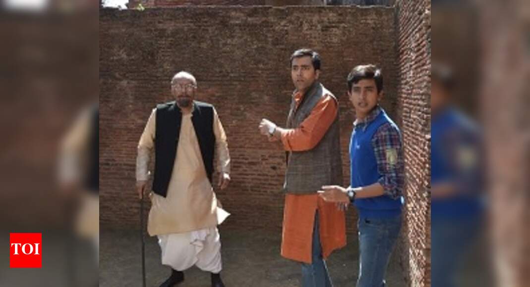 Topshe turned into Mitter from Bose! | Bengali Movie News - Times of India