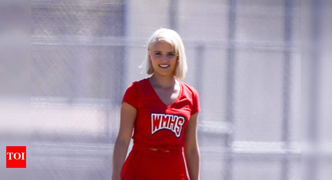 ''Glee'' season 6 promo released - Times of India