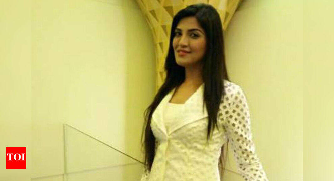 What Mrinmai did before Miss Match? | Marathi Movie News - Times of India