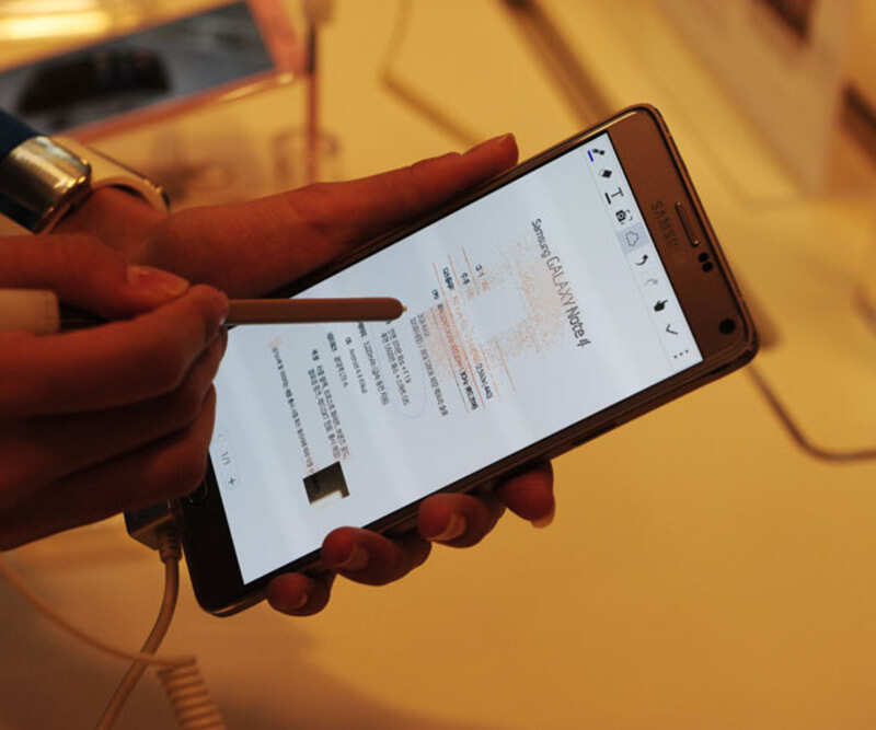 10 best Android smartphones of 2014 | Gadgets Now