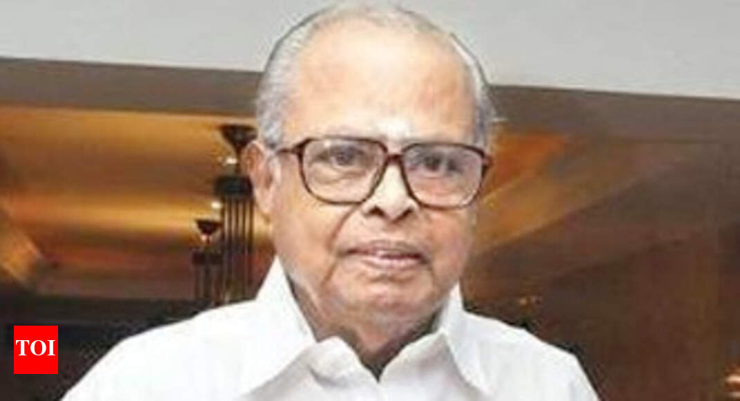 K Balachander, veteran Tamil film director, dies at 84 | India News ...
