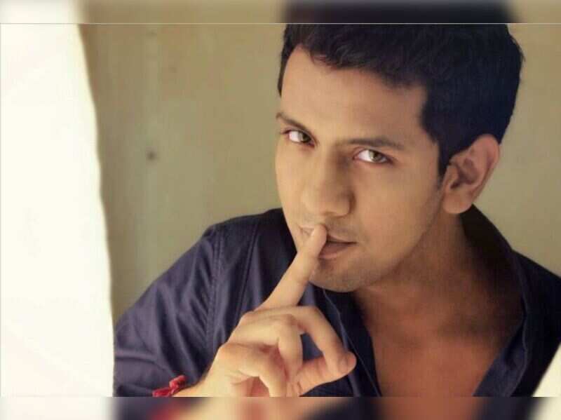 It's exciting to do a Gujarati film: Mitra Gadhvi | Gujarati Movie News ...