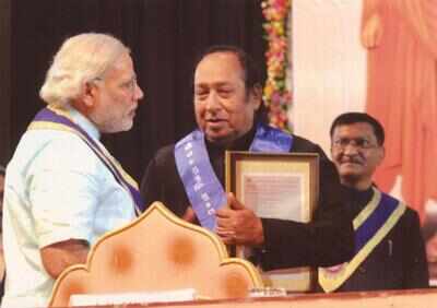 Film veteran Upendra Trivedi passes away | Gujarati Movie News - Times of India