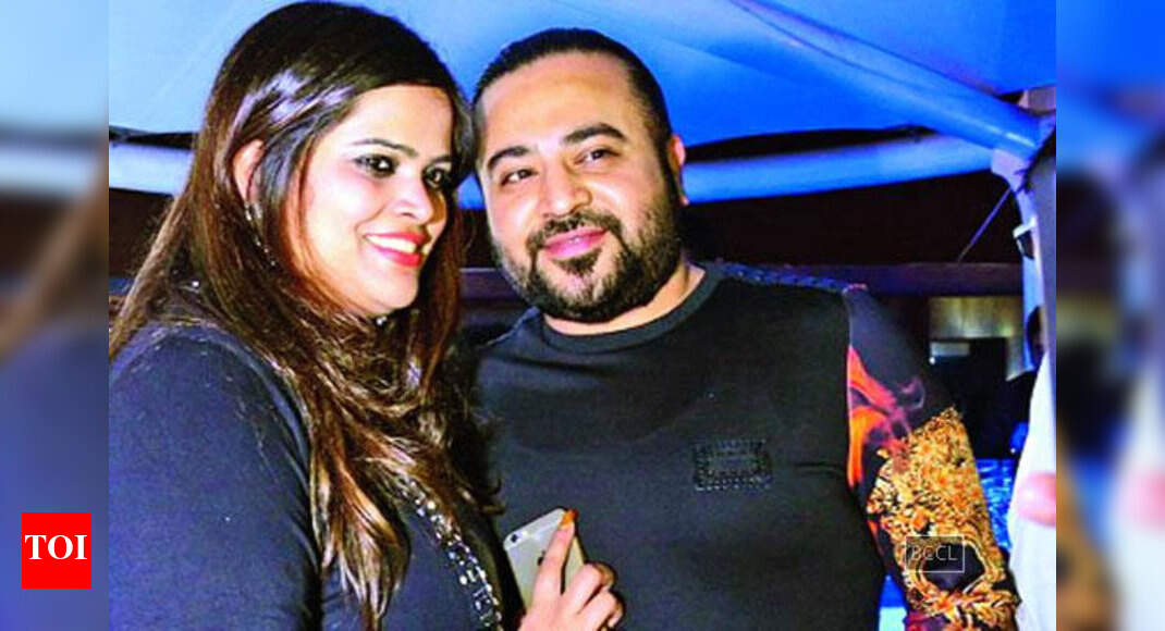 DJ Tia performs during New Year’s Eve bash at The Skybar in Rajouri ...