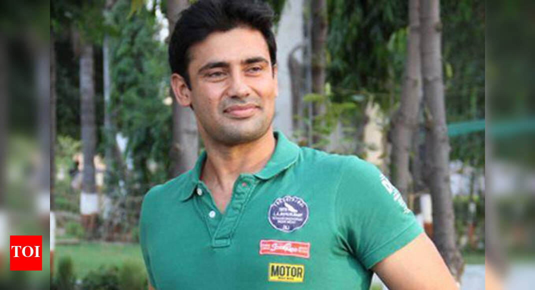 Sangram Singh turns motivational speaker - Times of India