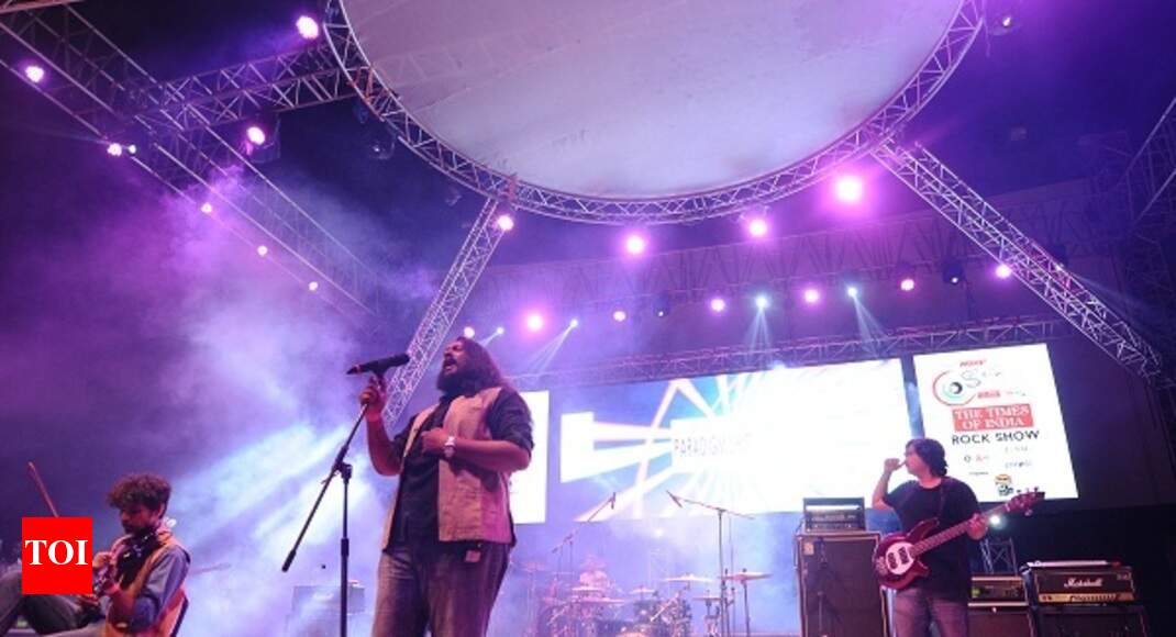 Bangalore band Pinch open the rock show at IIT Saarang in Chennai ...