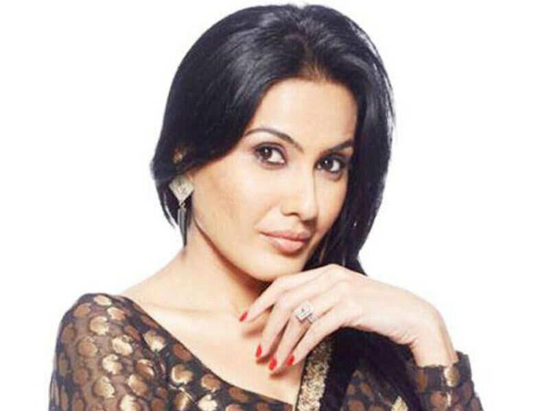 Doli Armaanon Ki Kamya Punjabi To Play Mother To Vibhav Roy Times Of India