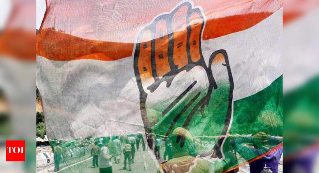 Riot-scarred giving Congress fighting chance | Delhi News - Times of India
