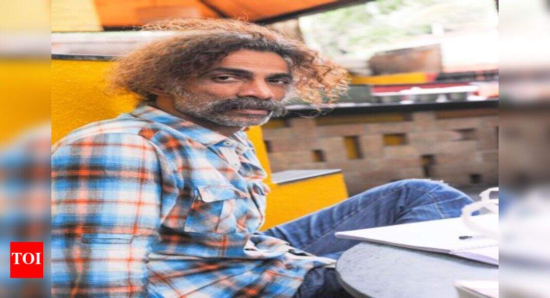 Makrand prefers theatre to cinema | Kannada Movie News - Times of India