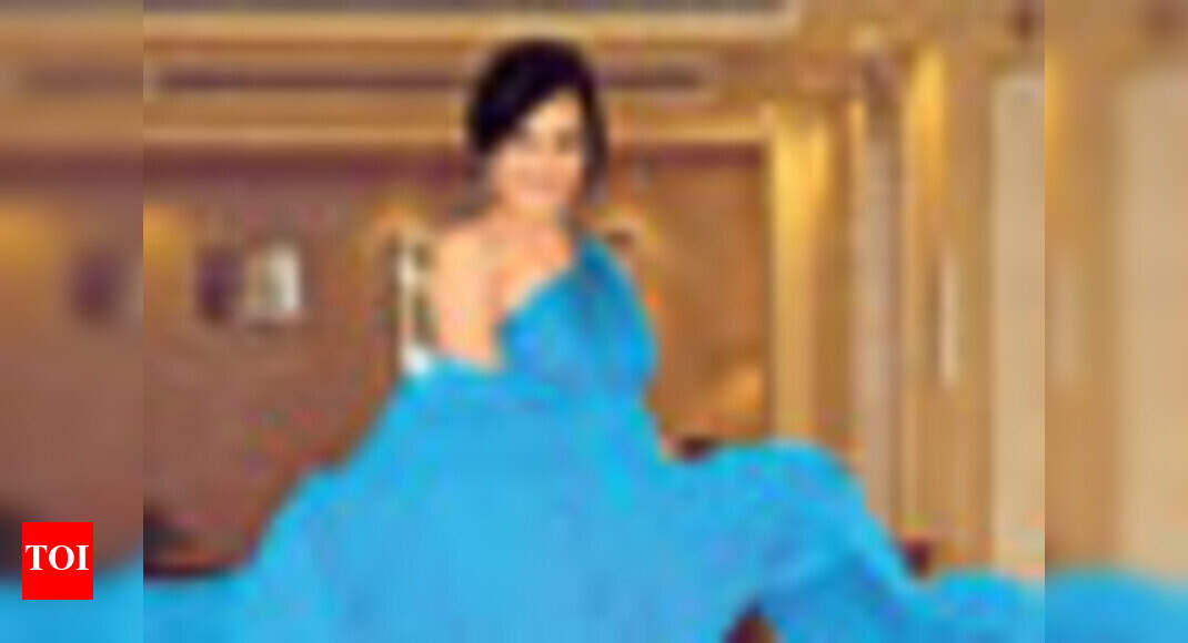 Simple pleasures in life make me happy: Dia | Hindi Movie News - Times ...