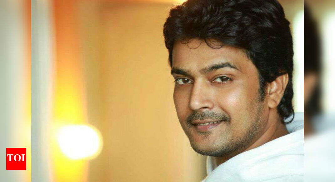 Navin turns baddie for Tezaab remake | Marathi Movie News - Times of India