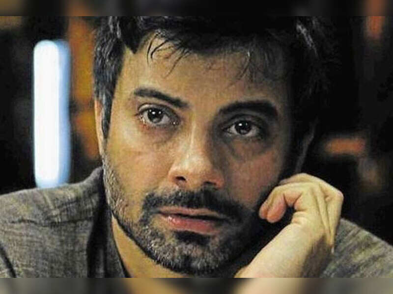 Rahul Bhat: 'Fitoor' a love story: Rahul Bhat | Hindi Movie News ...