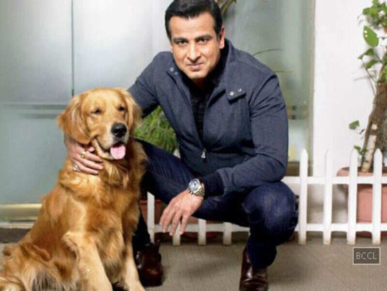 Akshay Kumar’s canine to help Ronit Roy solve crimes - Times of India