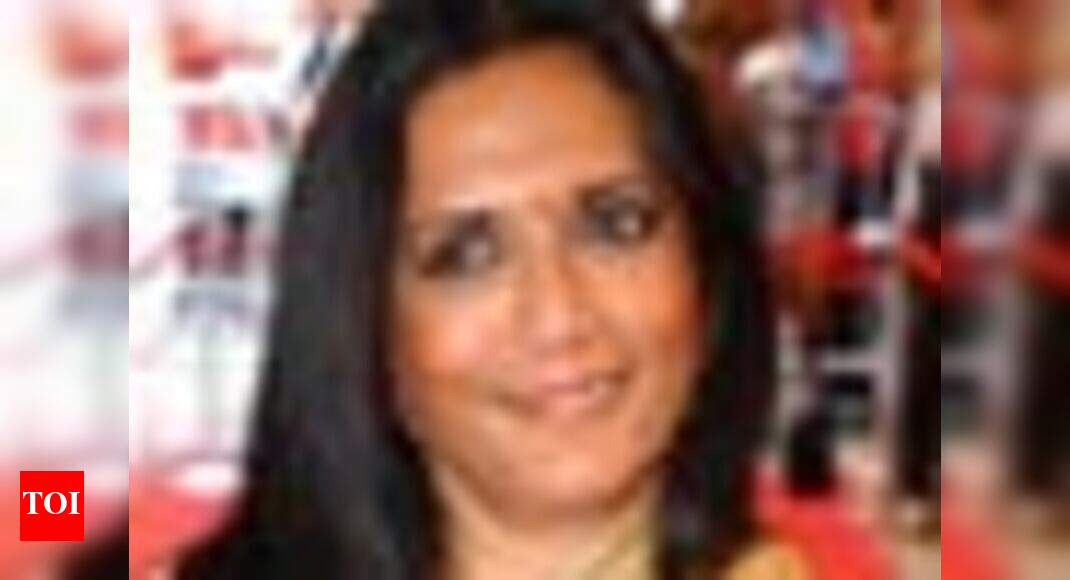 Deepa's daughter marries Canadian beau | Hindi Movie News - Times of India