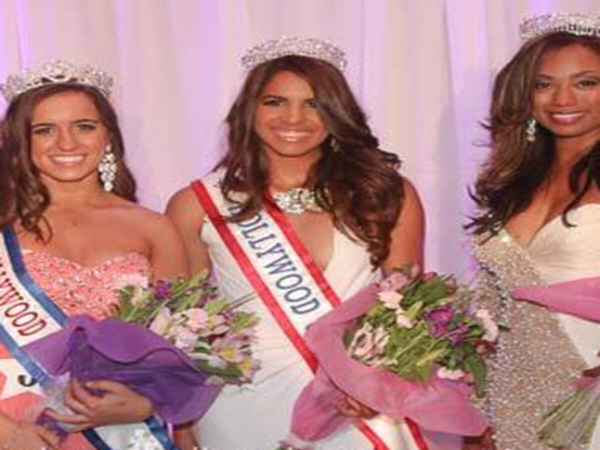 Miss Hollywood USA at the Hollywood Jaycee Hall