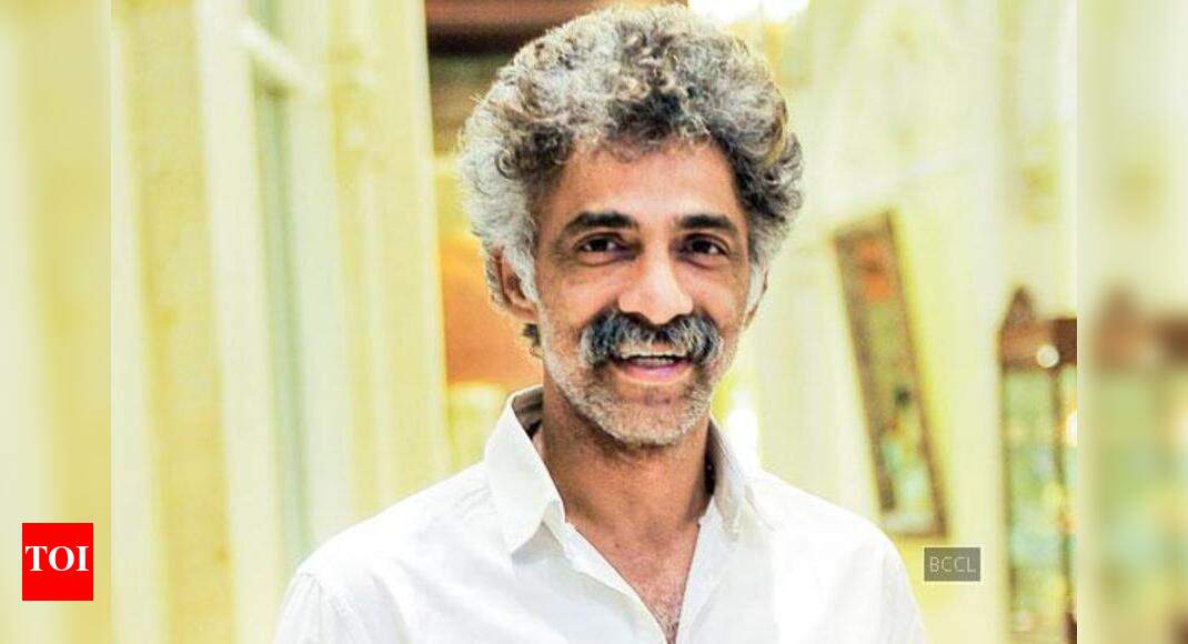 Makrand Deshpande explores the many specialties of Bhopal | Hindi Movie ...