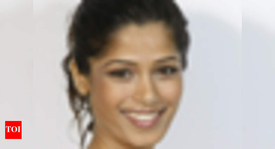 Freida confesses her love for Dev | English Movie News - Times of India