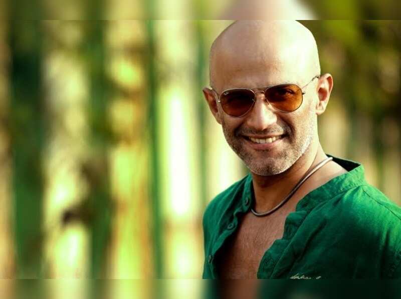 Prashant Bhatt to adapt The Middle on Indian TV? - Times of India