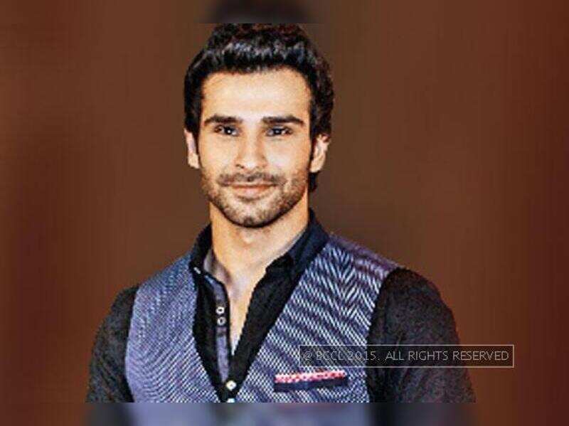Ramaiya Vastavaiya: Girish Kumar marries long-standing girlfriend Krsna ...