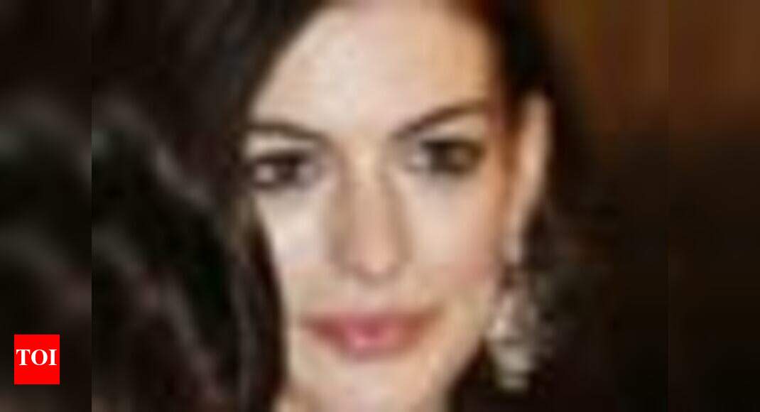 When a raccoon shared stage with Anne | English Movie News - Times of India