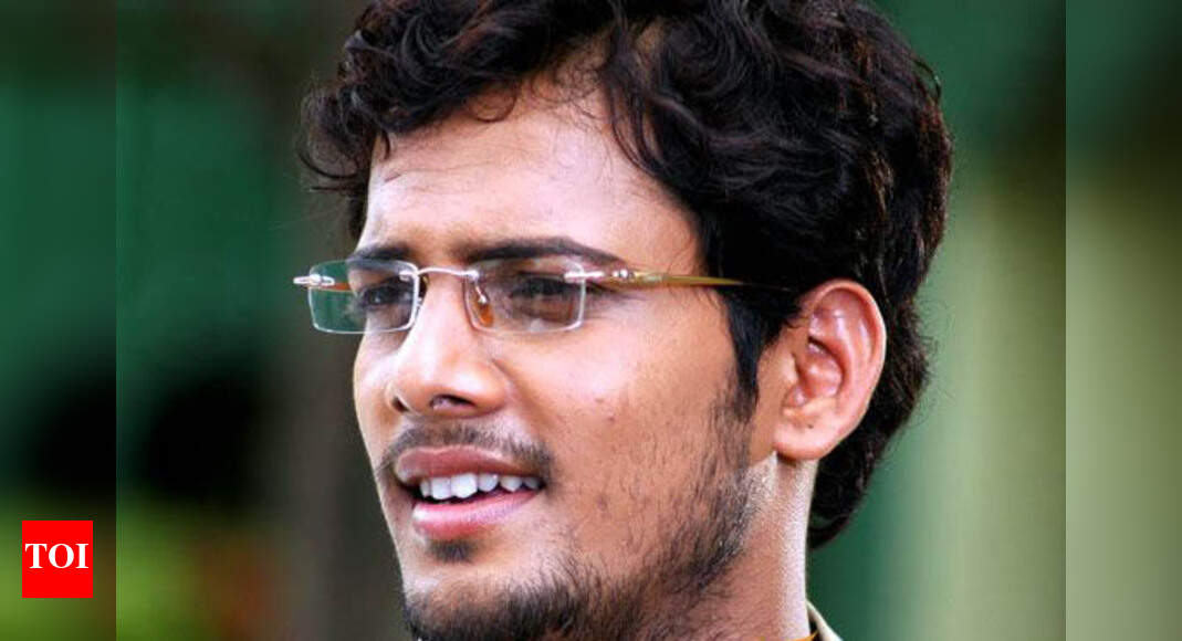 Praveen returns to the big screen - Times of India